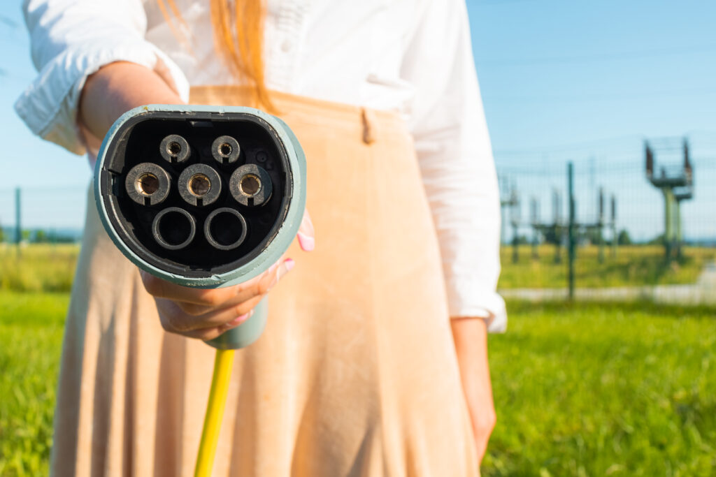 مجموعة لوسيد تتوسع إلى السعودية بمصنع جديد للسيارات الكهربائية | Daleel ...